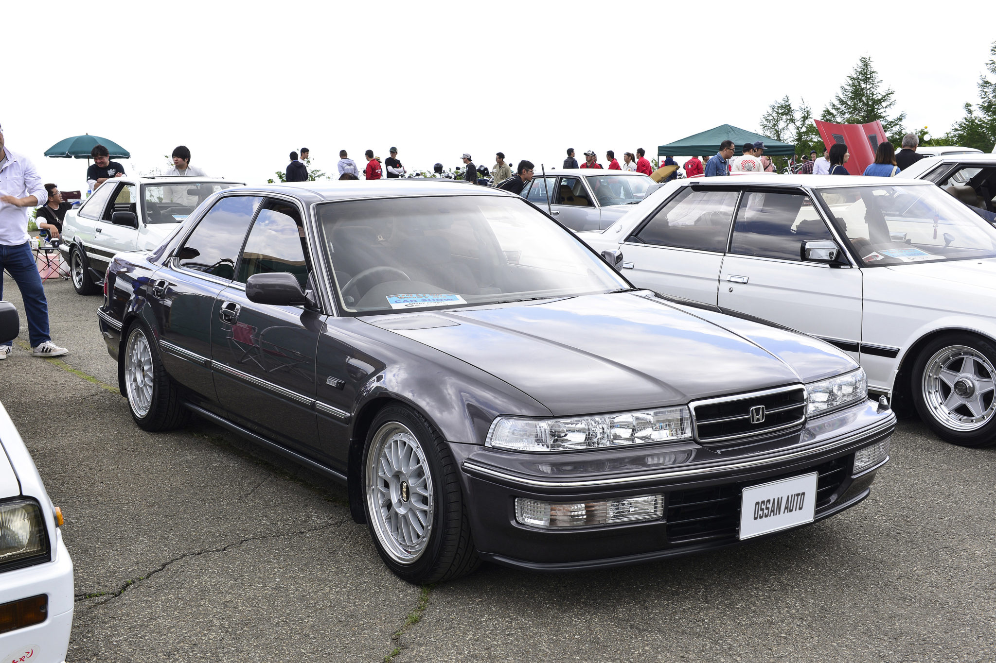 アコードとレジェンドの中間を埋めるミドルセダン | ossanauto